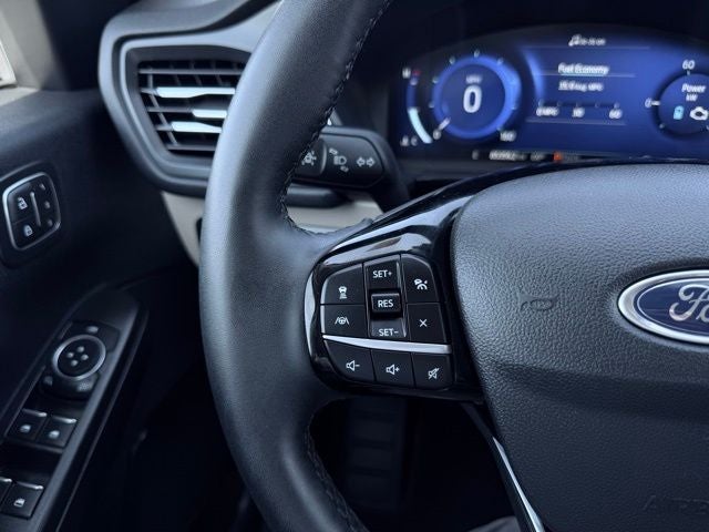 2022 Ford Escape Hybrid Titanium Hybrid in Kalamazoo MI | Portage ...